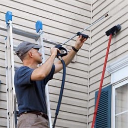 10 Tips for Cleaning Vinyl Siding | How To Build It