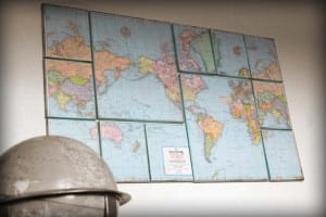 10 Ways to Upcycle Maps to be Amazing | How To Build It