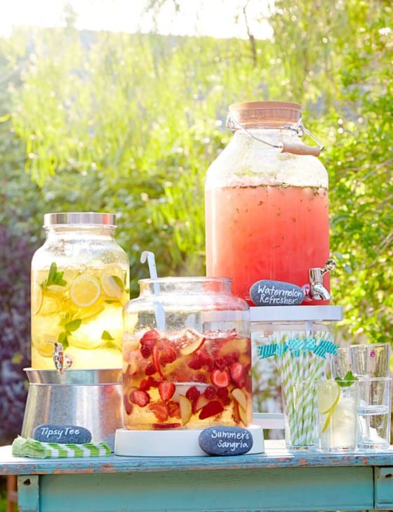 How to Host a Fun Backyard Party | How To Build It