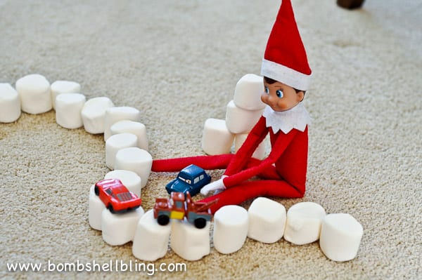 18 Clever Elf on The Shelf Ideas | How To Build It