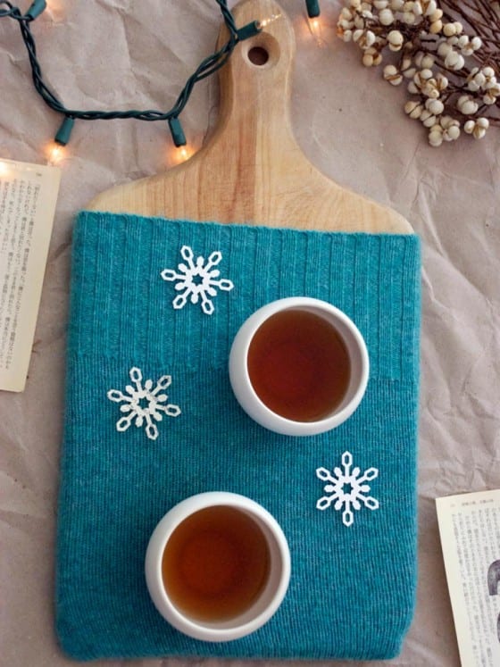 10 Crazily Creative Ways to Decorate With Old Sweaters | How To Build It