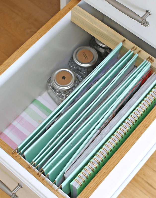 Keep Kitchen Countertops Clutter Free | How To Build It